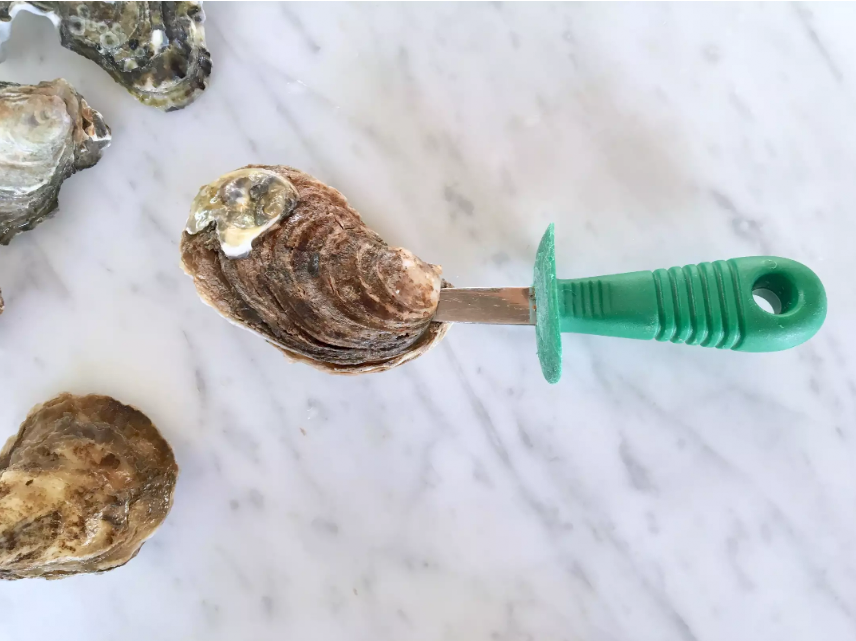 HOW TO SHUCK AN OYSTER – Pacific Fresh Fish